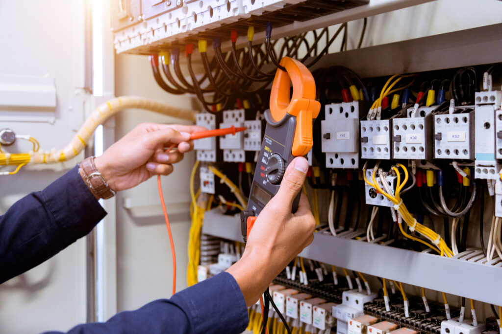 Beroepengids: de elektromonteur | TDC Groep